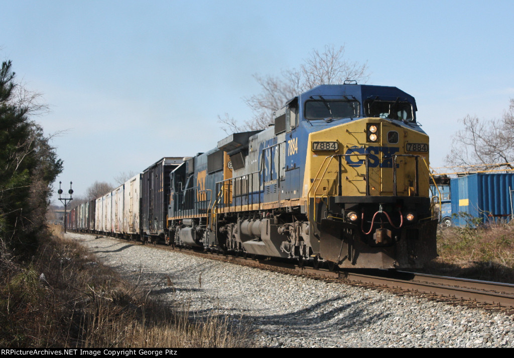 CSX 7884 at Rossville interlocking
